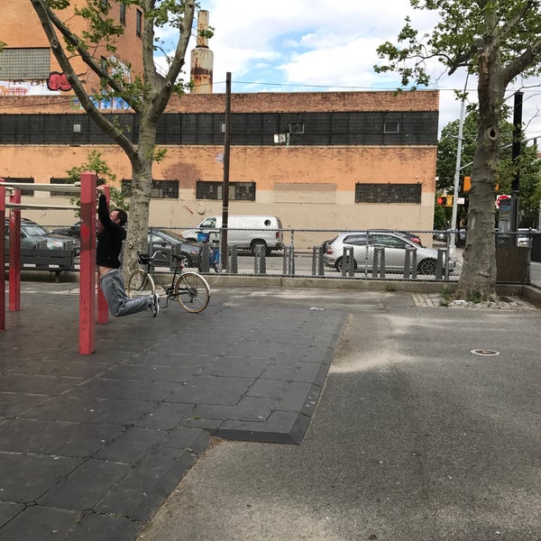 Greenpoint Playground - Greenpoint - 5 tips