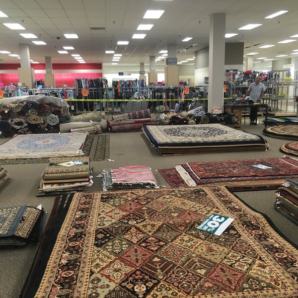 Sears (Now Closed) - 100 Newpark Mall