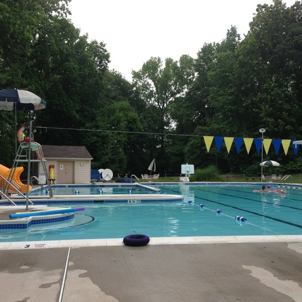 Virginia Hills Swim Club - Swimming Pool