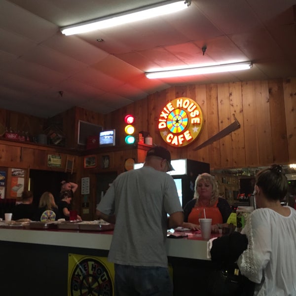 Dixie House Cafe - 18 tips