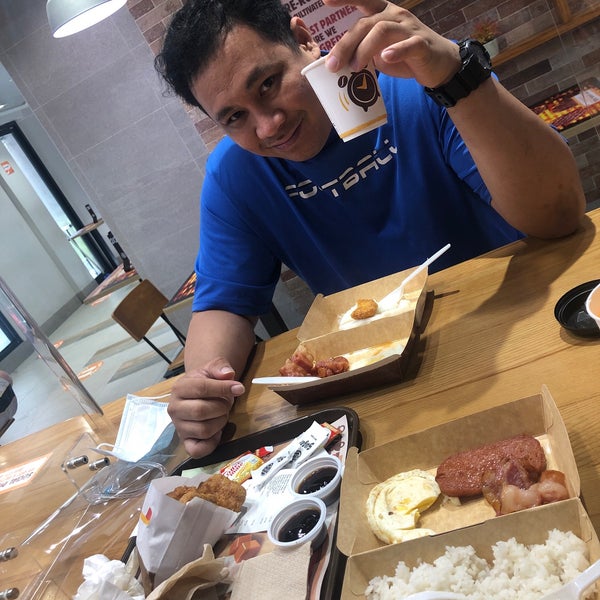 Burger King - Bel-Air - Ground Floor, PDCP Bank Centre L. P. Leviste St