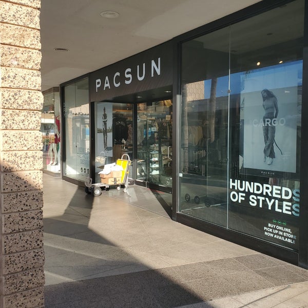 PacSun - Clothing Store in San Diego