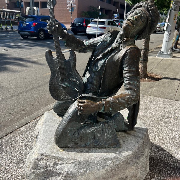 Jimi Hendrix Statue - Capitol Hill - 10 tips from 1231 visitors