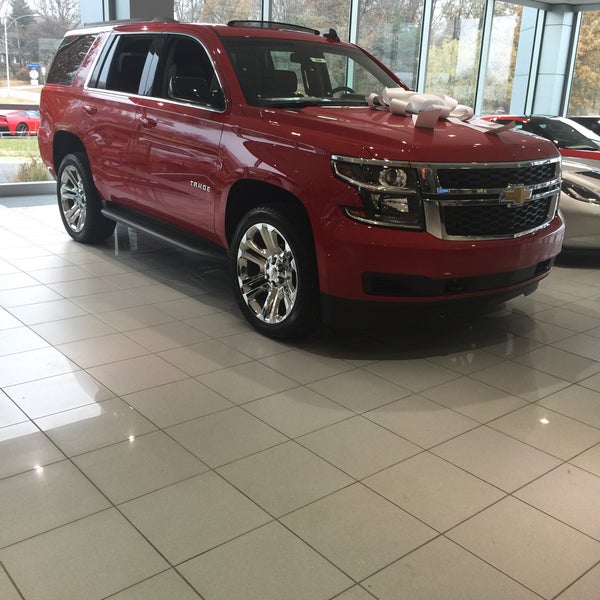 Hendrick Chevrolet Shawnee Mission - Car Dealership