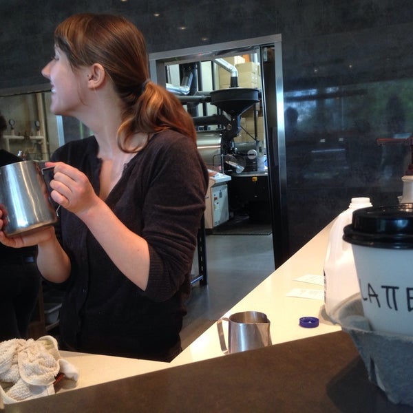 Moja Coffee - Café in North Vancouver