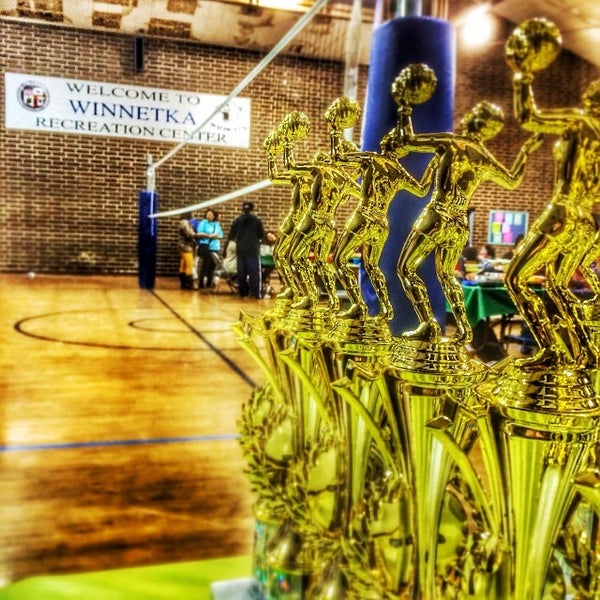 Photos at Winnetka Recreation Community Center Park - 3 tips from 255 ...