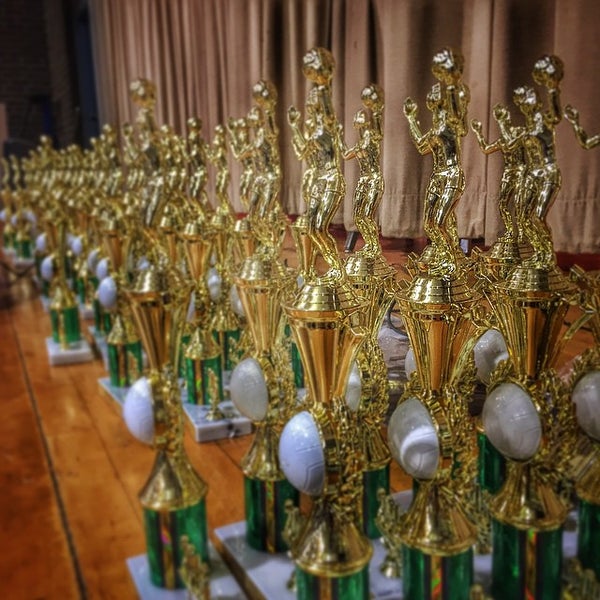 Photos at Winnetka Recreation Community Center Park - 3 tips from 255 ...