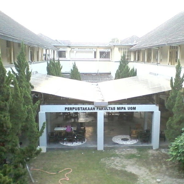 Perpustakaan Fakultas MIPA UGM - 16 tips from 199 visitors