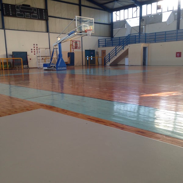 Κλειστό Γυμναστήριο Πεύκης