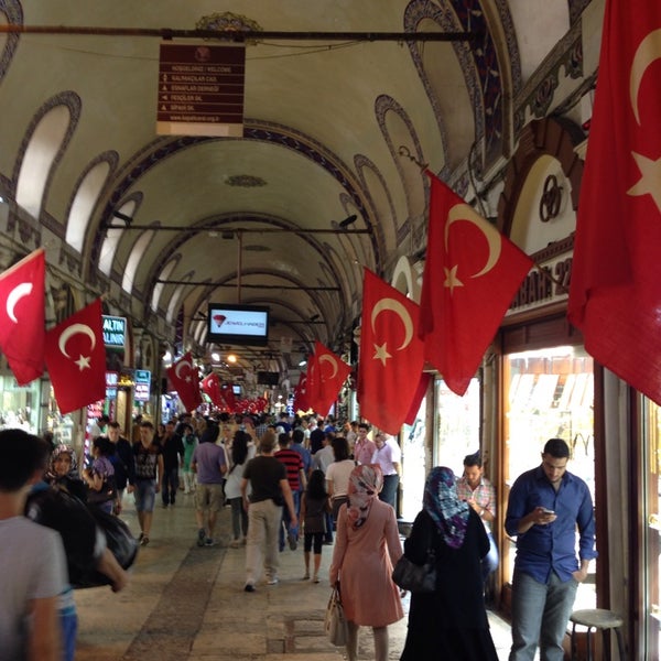 kapalı çarşı beyazıt kapısı - Historic Site in Beyazit