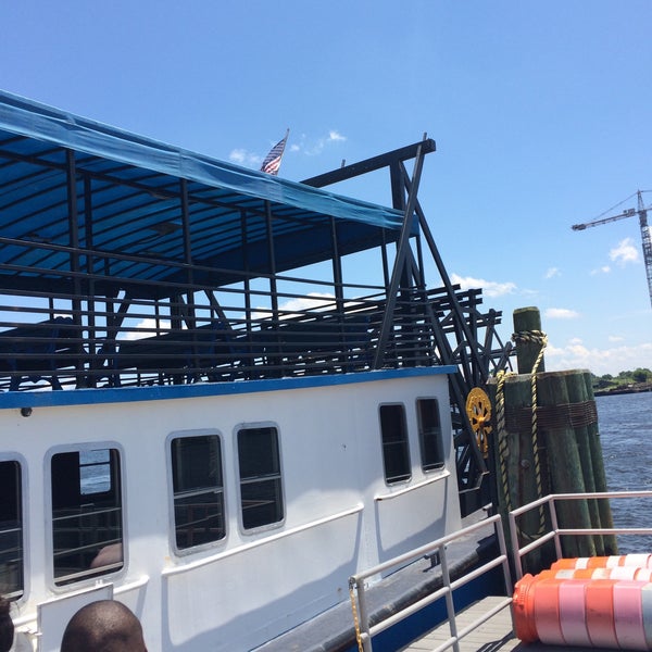 HRT Paddlewheel Ferry Dock - 333 Waterside Dr