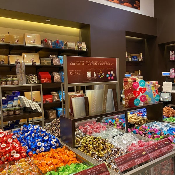 Lindt Store
