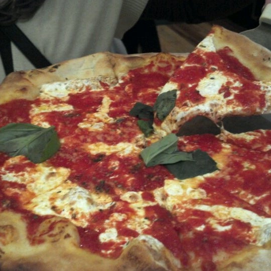 Patsy's Pizzeria - Upper East Side - 206 E 60th St