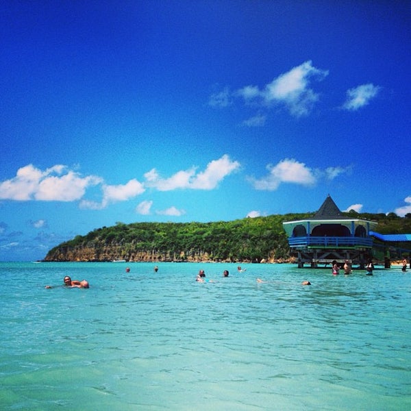 Dickenson Bay - 19 tips