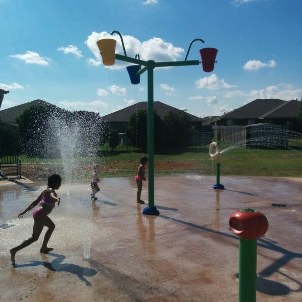 Apple Valley splash pad & park - 4401 Melrose Dr