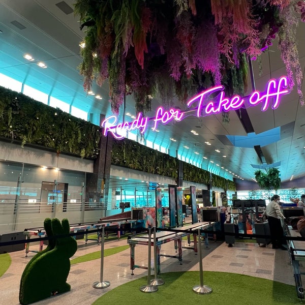 Gate D48 - Changi - 6 tips from 1690 visitors
