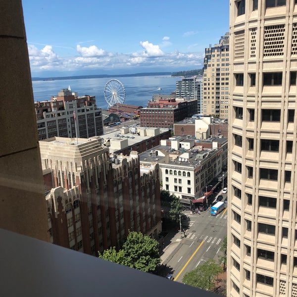 Slalom Consulting - Office in Seattle