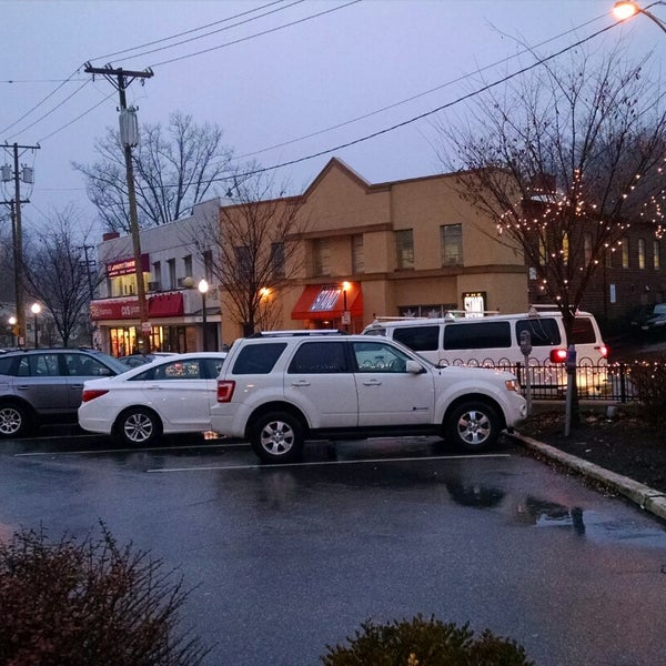 Mount Lookout Square - Plaza in Cincinnati