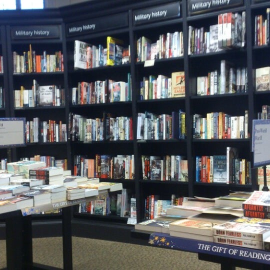 Waterstones - Bookstore in Manchester