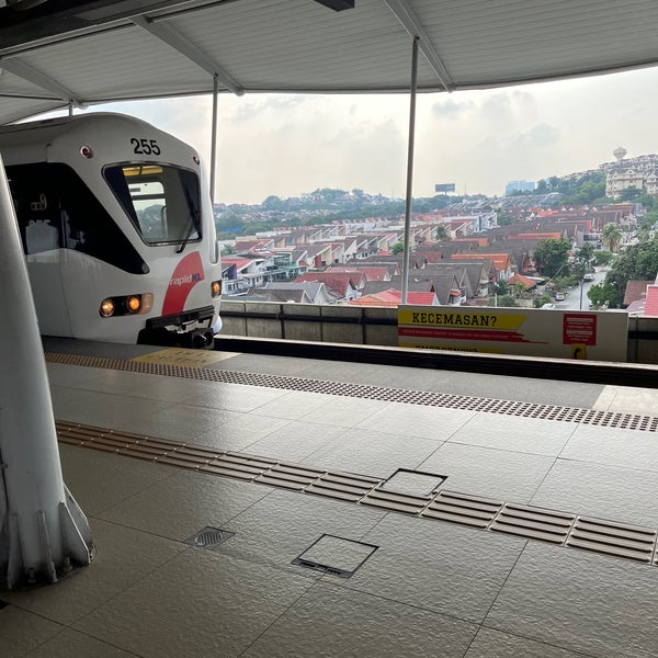 RapidKL SS15 (KJ29) LRT Station - 5 tips