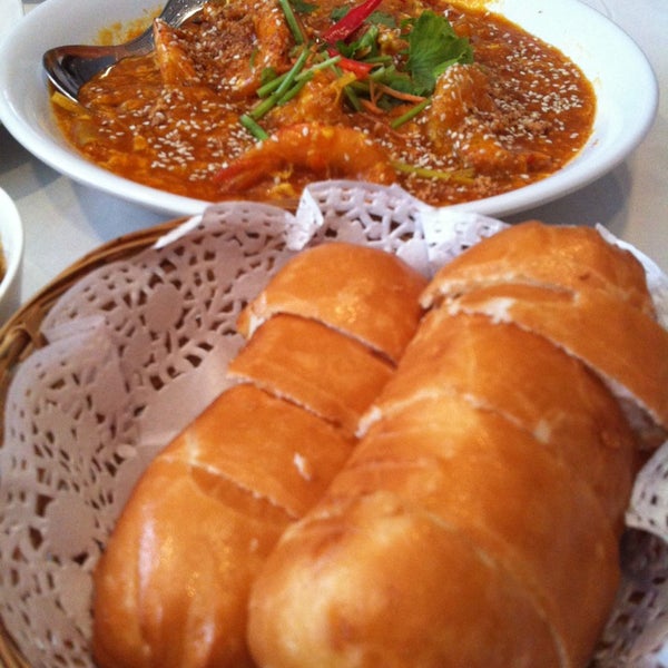 Rock Road Seafood Restaurant (大石路海鮮酒樓) - Kuching, Sarawak