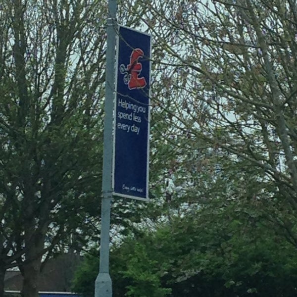 Tesco - Supermarket