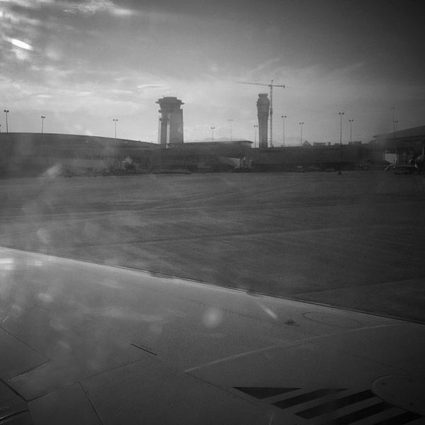 Photos at Gate D18 - Concourse D