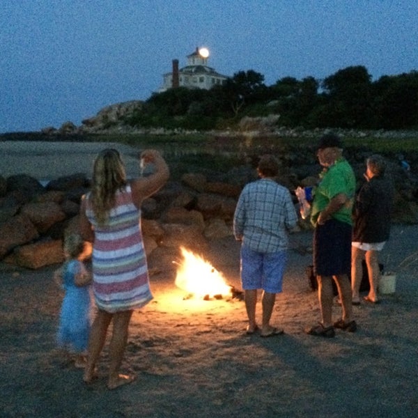 Bass Rocks Beach Club - Beach in East Gloucester