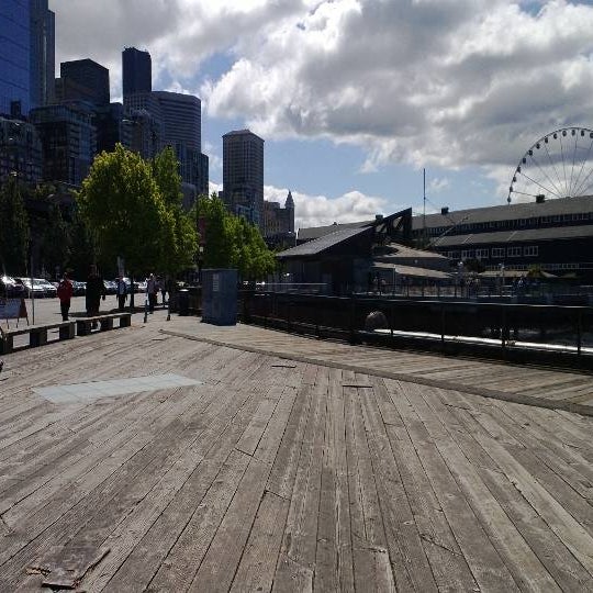 Waterfront Piers - Pike Place - 4 tips