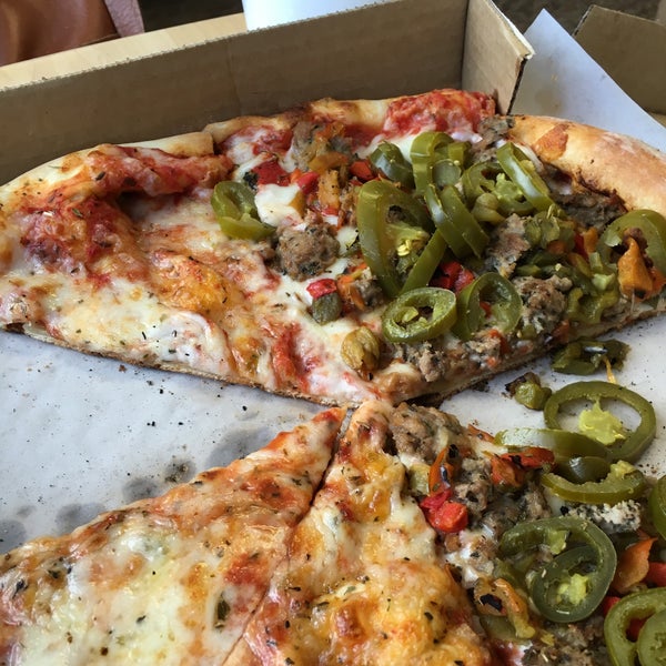 Pizza Castle - 1309 Eubank Blvd NE