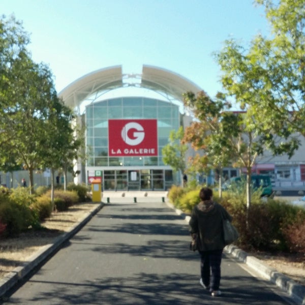 Centre Commercial Géant - Department Store in La Riche