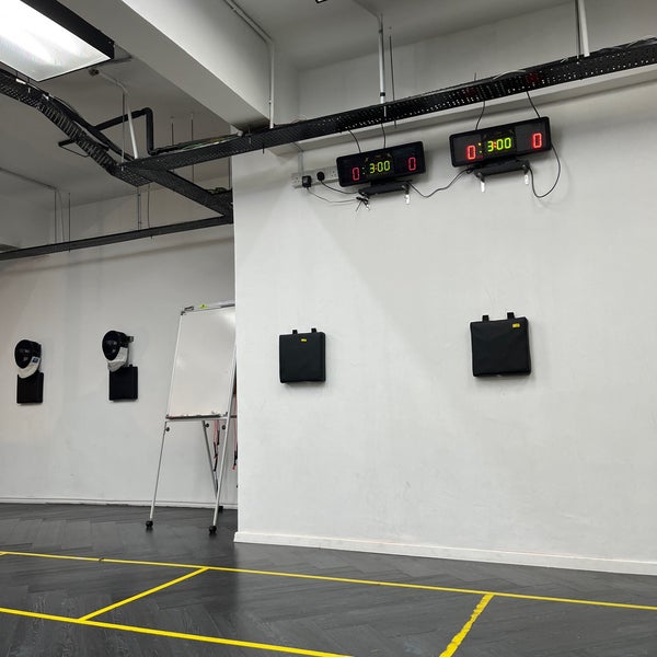Triumph Fencing Studio - Desa Sri Hartamas - 0 tips