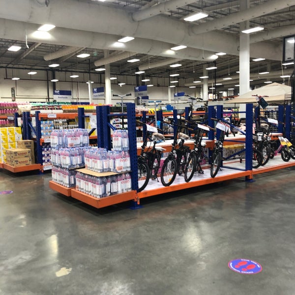 S&R Food Service - Fast Food Restaurant in Mandaluyong City