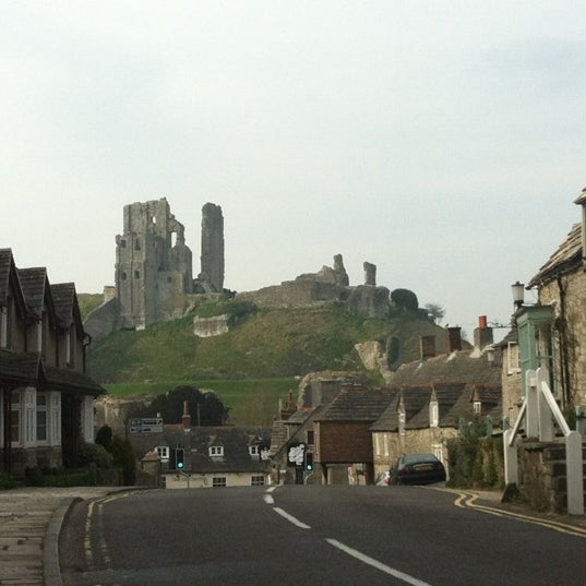 Corfe Castle Village - 9 tips