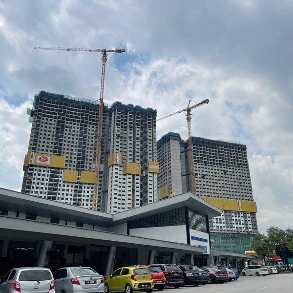 Photos at Restoran A Hassan Nasi Ayam Kg Highway Kesas Awan Besar ...