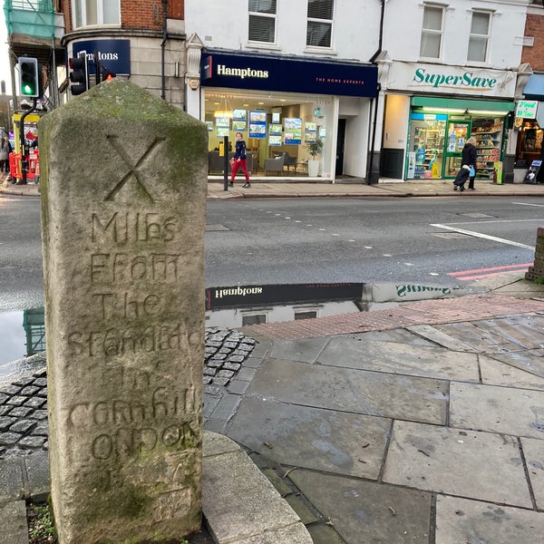 East Sheen - Neighborhood