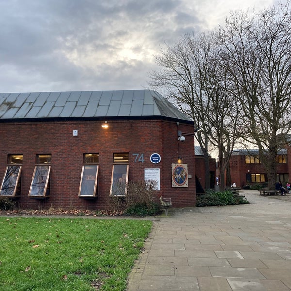 Photos at East Sheen Library - Library in London