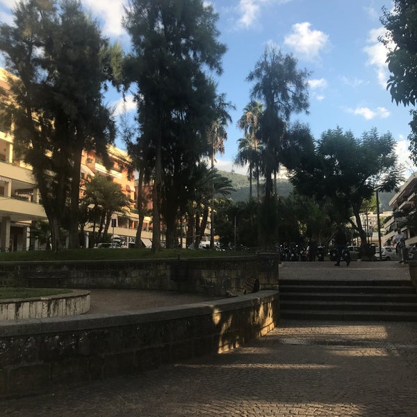 Piazza Angelina Lauro - Plaza in Sorrento