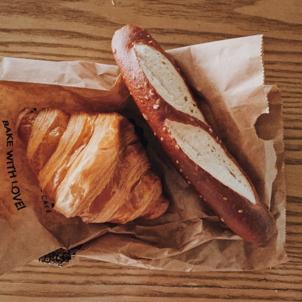 Sunflour Bakery & Café - Bakery in Xuhui