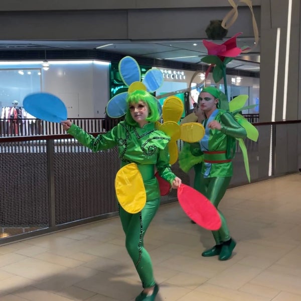 Photos at Kerry Parkside (浦东嘉里城) - Shopping Mall