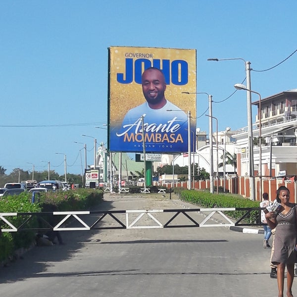 City mall - 18 tips from 752 visitors