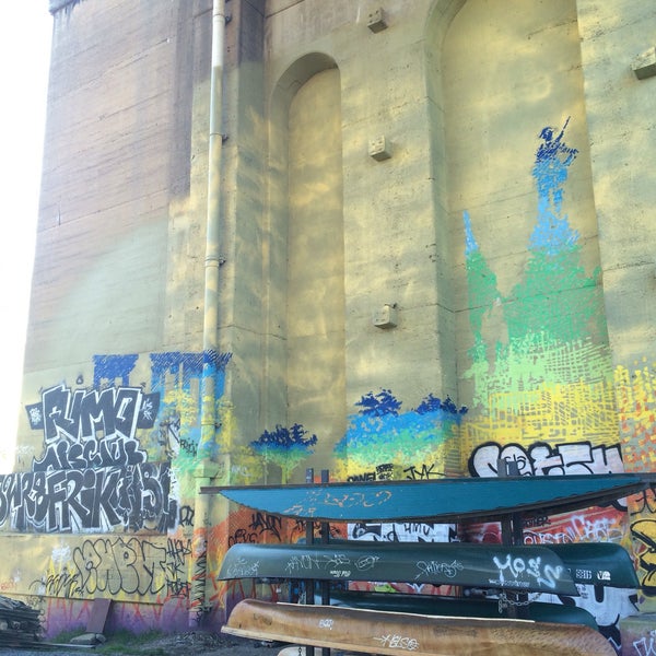 Photos at 40th St. Bridge - 4 tips