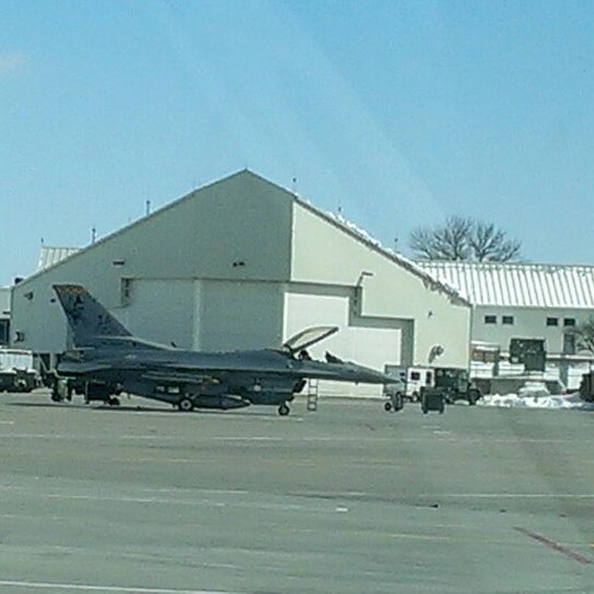 132nd Iowa Air National Guard Base - 3100 McKinley Ave