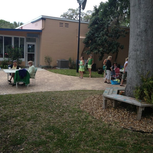 Leesburg Boat Club - Leesburg, FL