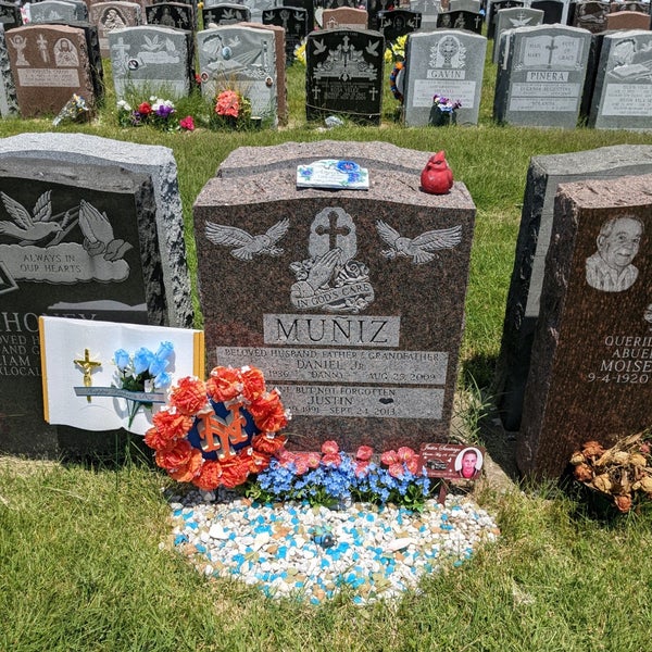 Photos at St. Raymond's Cemetery - Cemetery in Throgs Neck