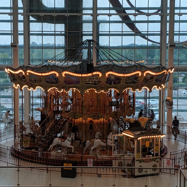 Photos at Palisades Center Mall - 143 tips