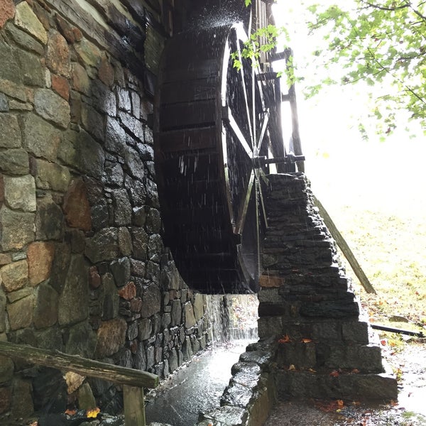 Hart Square - 1 tip from 34 visitors