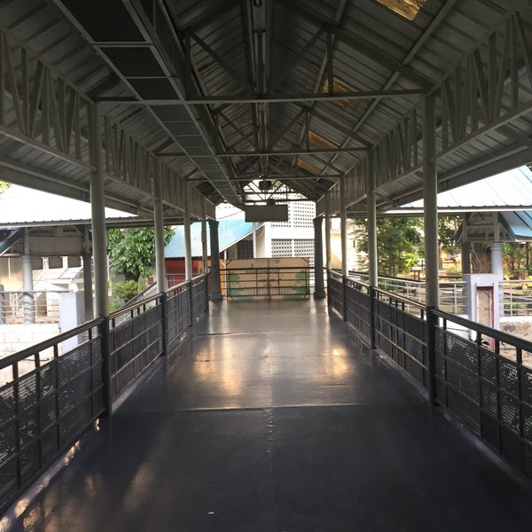 Adamson University St Building