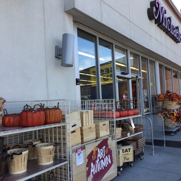 Michaels - Arts and Crafts Store in North Riverside