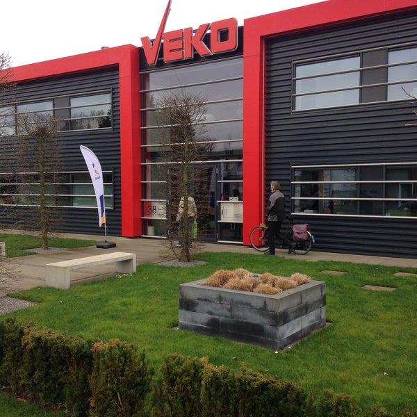 Veko Lightsystems International B.V. - Witte Paal 38